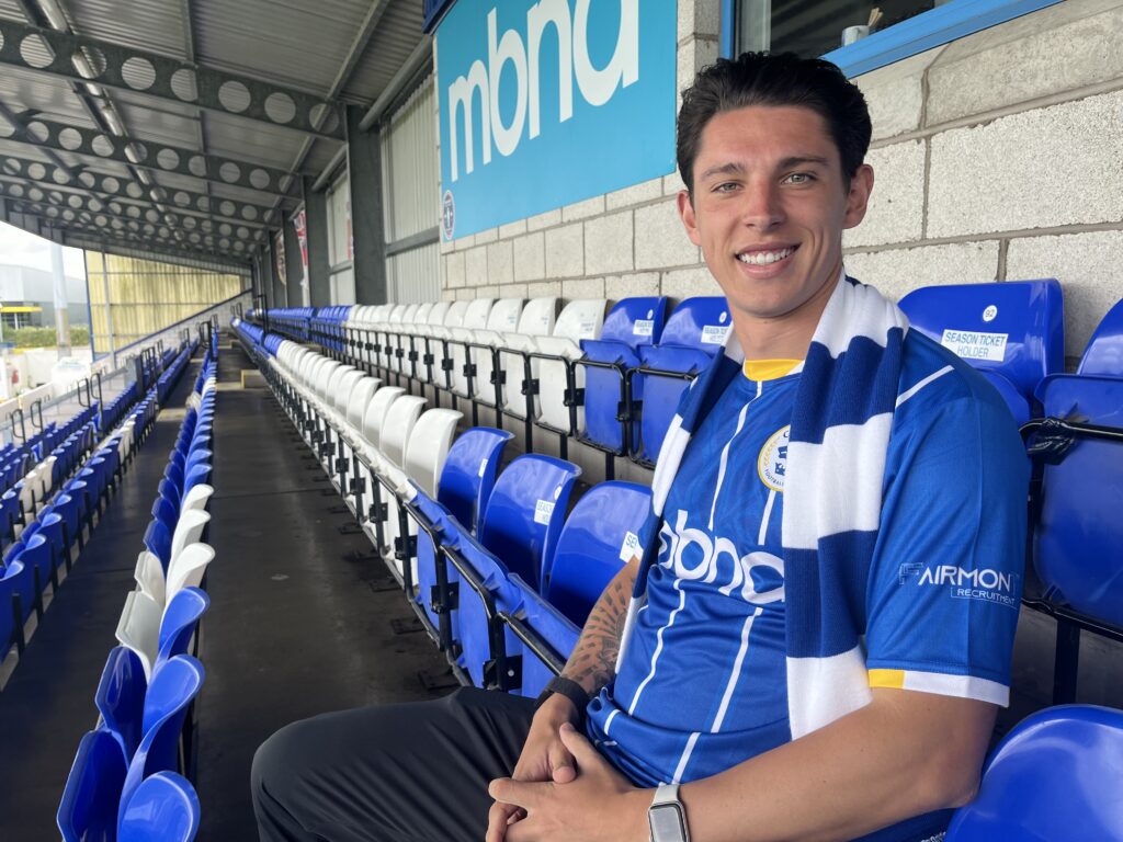 Blues sign Jordan Hunter from Gateshead! - Chester Football Club
