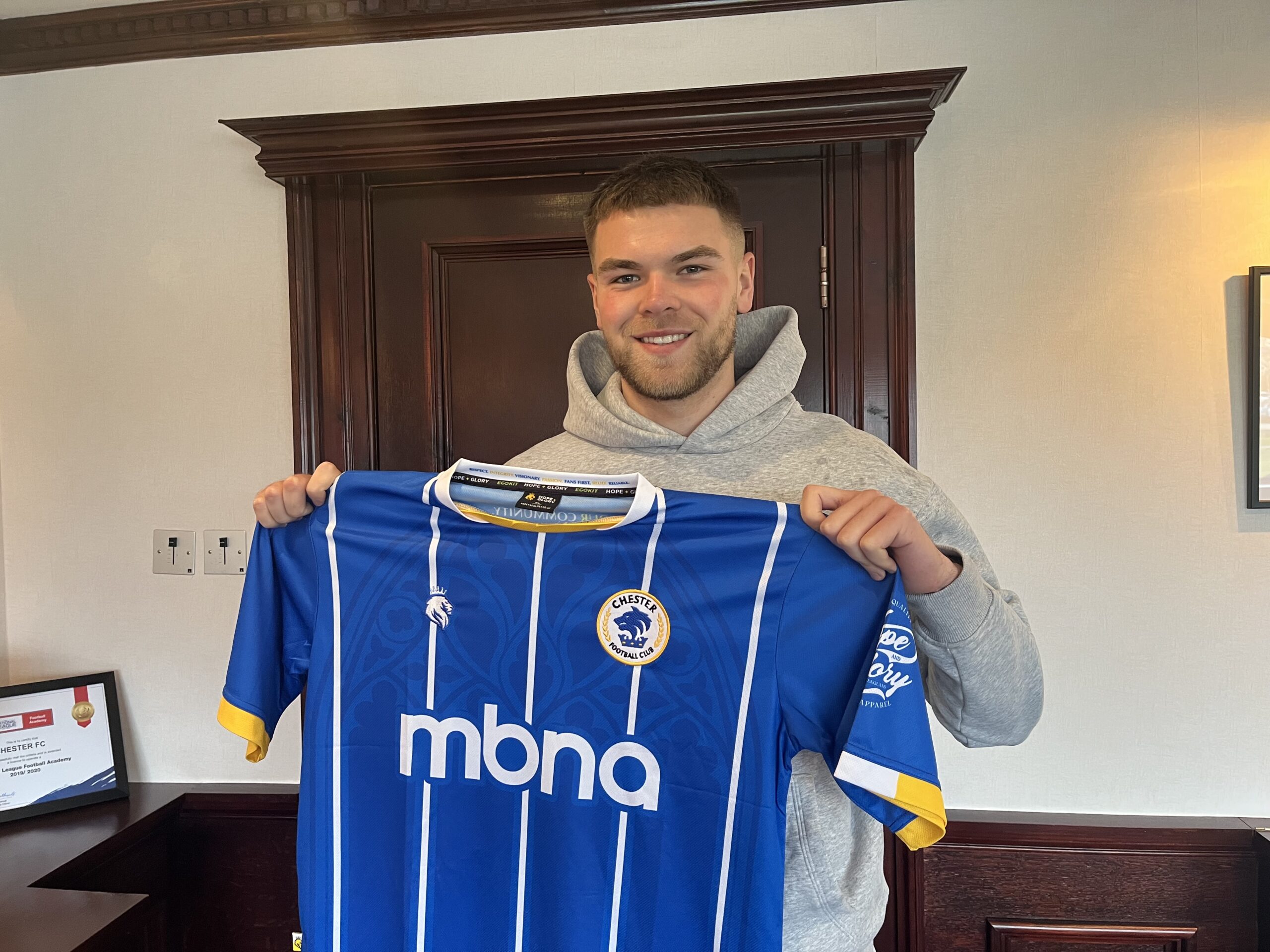 Tom Leak joins the Blues on loan from Boston United! - Chester Football ...